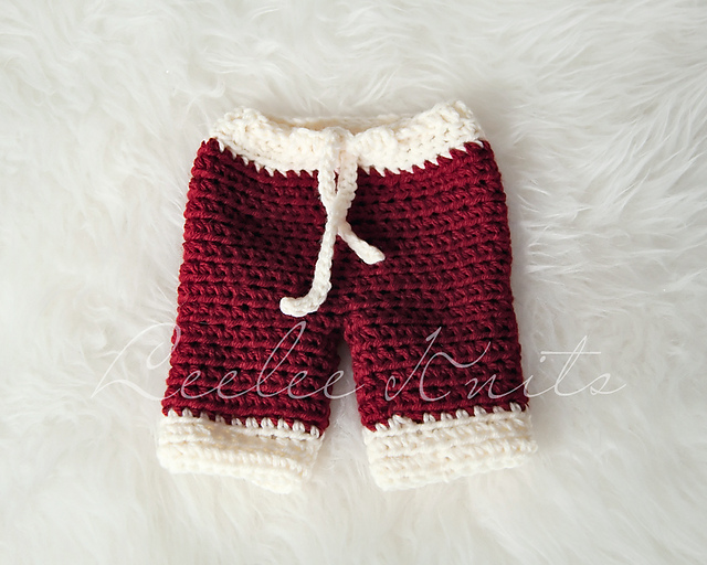 Ravelry: Newborn Santa Pants pattern by Leelee Knits