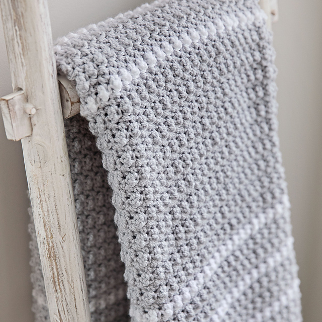 Ravelry: Cottage Vibes Throw pattern by Leelee Knits
