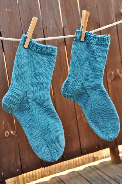 Ravelry: Sock Knitting Workshop pattern by Alysania