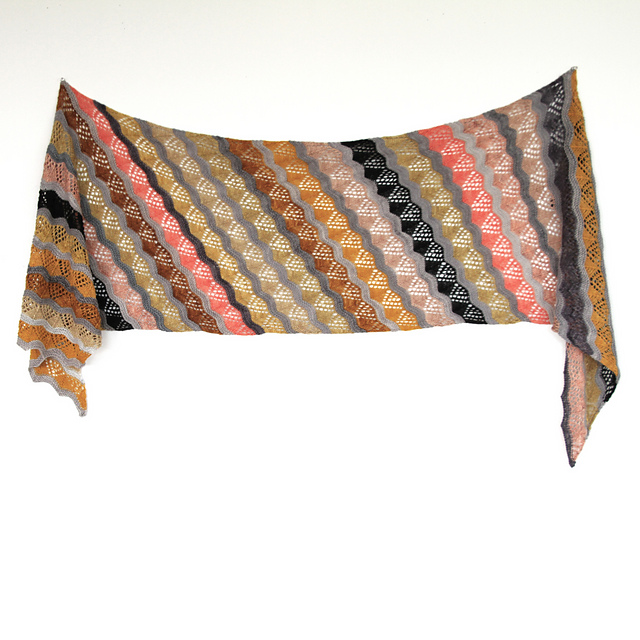 Ravelry: ambahobrien's Lamina Wrap