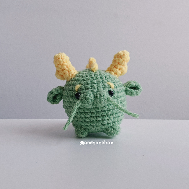 Ravelry: Xiao Loong Bao Mochi Dragon pattern by Lois Lim