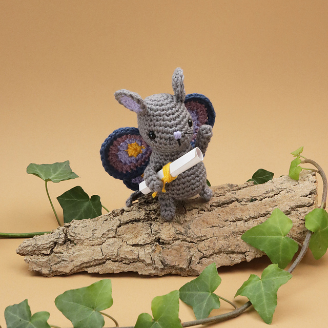 Ravelry: Cheeky Mouse Messenger pattern by Ilaria Caliri (aka airali ...