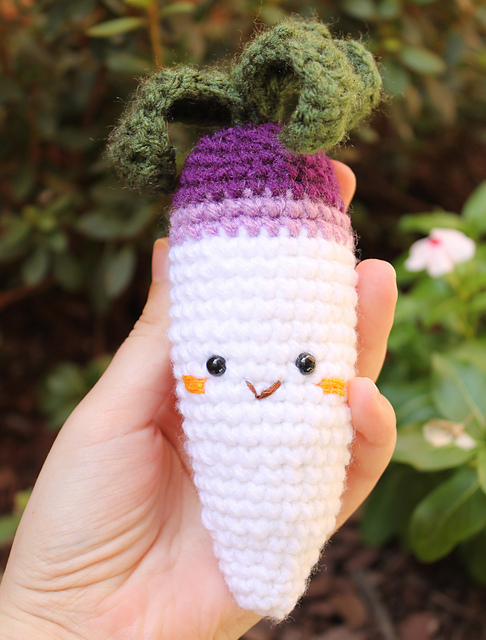 Ravelry: Daikon amigurumi pattern by Amigurumi food