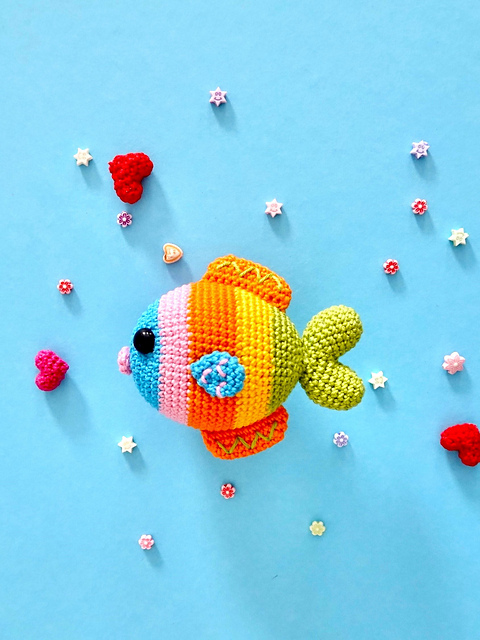 Ravelry: Dona the fish pattern by Elham Ghasemi