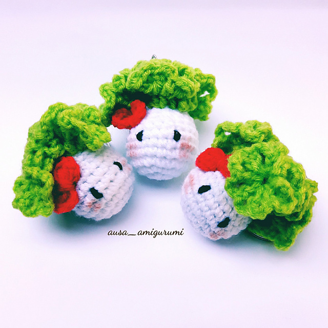 Ravelry: Cabbage Keychain pattern by Ausa Amigurumi