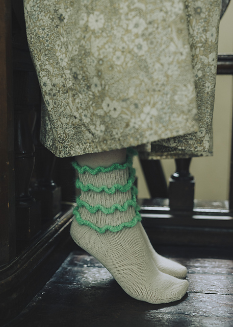 Ravelry: Curly Hair Socks pattern by Knitail/ Derako