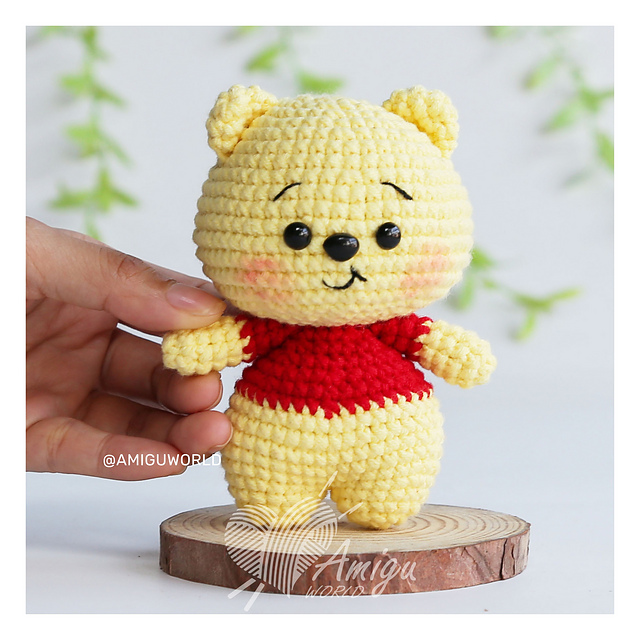 Ravelry: Pooh Bear pattern by Vui Vui
