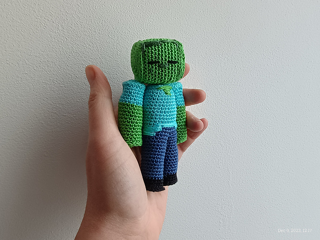 Ravelry: Minecraft Zombie pattern by Yevgeniya Maskovskaya