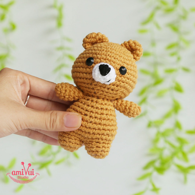 Ravelry: Bear Keychain Amigurumi pattern by Ami Ami