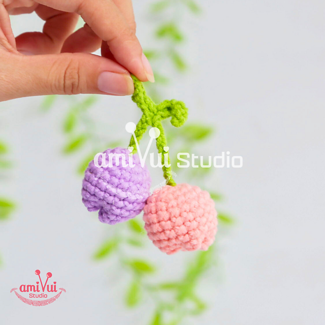 Ravelry: Tulip Flower Keychain pattern by Ami Ami