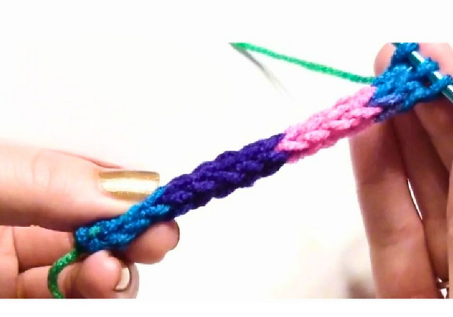 Ravelry: Purse Cord pattern by Amy Lehman