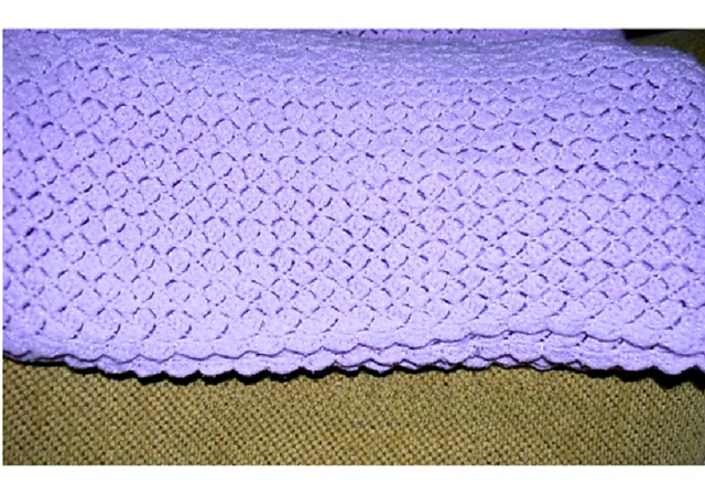 Ravelry: Shell Baby Blanket pattern by Amy Lehman