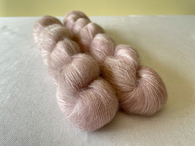 Ravelry: amuneiro Kidmo Silk