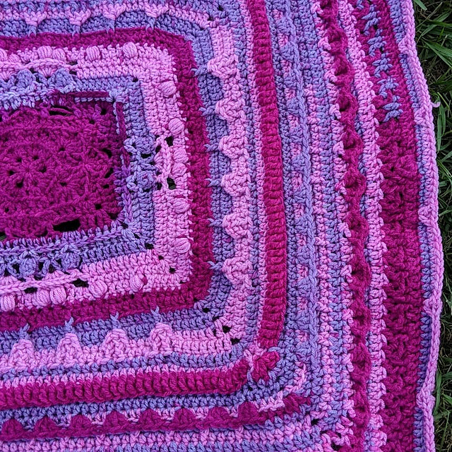 Ravelry: analea's Into the Light Afghan