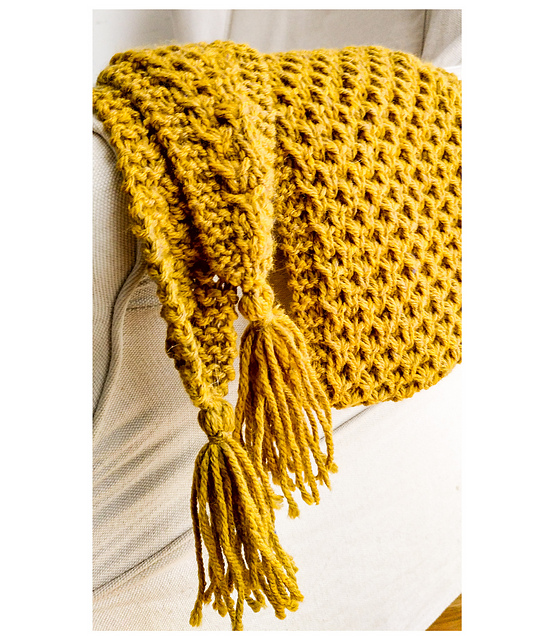 Ravelry: Estrella Chal pattern by ana conde