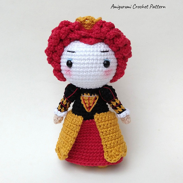 Ravelry: Queen of Hearts Red Queen pattern by Ana Maria Liasch da Silva