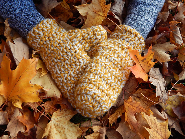 Ravelry: Thick and Quick Family Mittens pattern by Donovan Creations