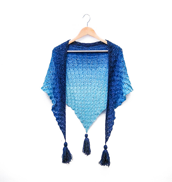 Ravelry: Callatis pattern by Andrea Cretu