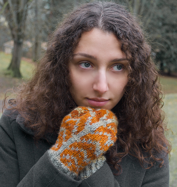 Ravelry: Julia pattern by Andrea Rangel