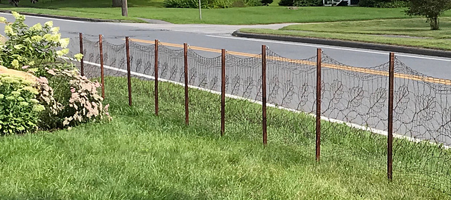 Ravelry: Lace knit fence pattern by Andrea Puccio