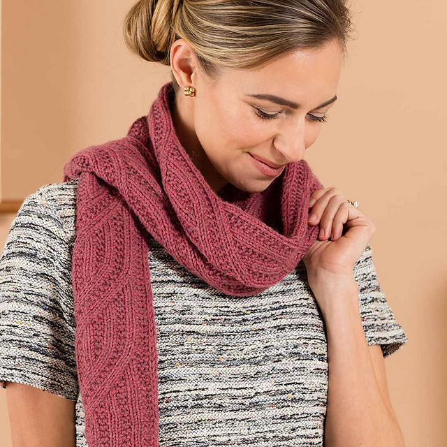 Ravelry: River Blackwater Scarf pattern by Jennifer Kirchenbauer