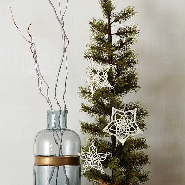 Ravelry: Star Flakes pattern by Sue Perez