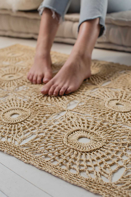 Ravelry: First Light Rug pattern by Gwen Buttke McGannon