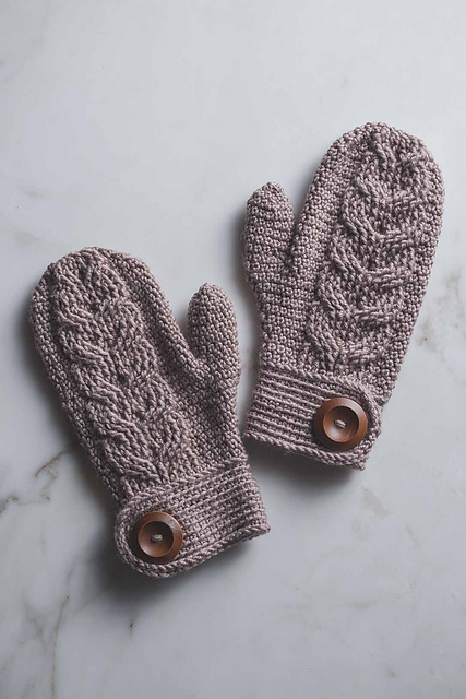 Ravelry: Venturesome Mittens pattern by Brenda K. B. Anderson