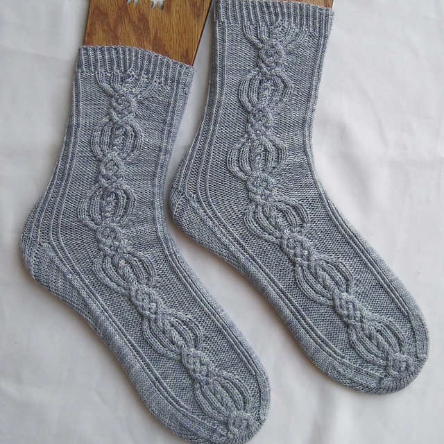 Ravelry: Corbin Cabled Socks pattern by Linda Lehman