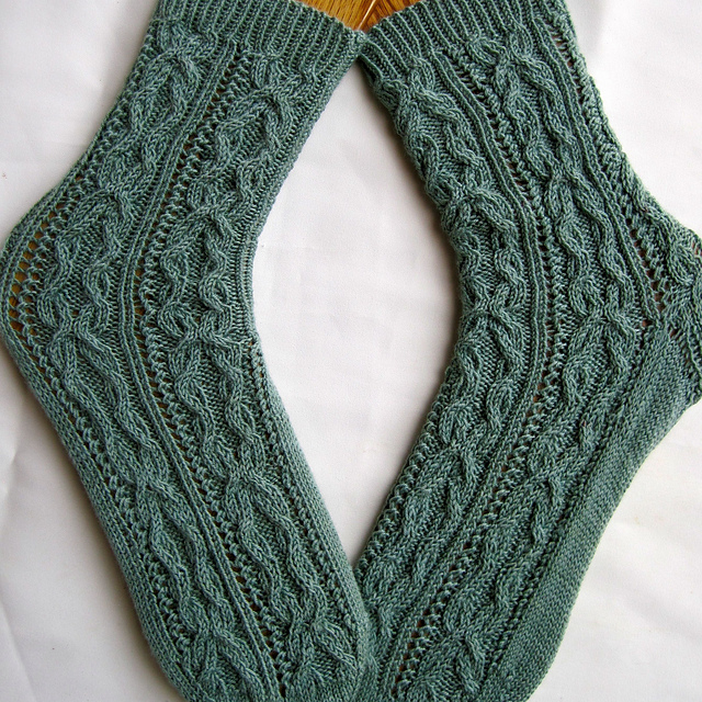 Ravelry: Ottawa Cabled Socks pattern by Linda Lehman