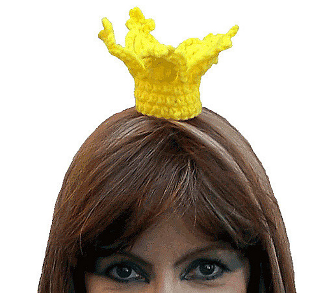 Ravelry: Pretty Princess Crown pattern by Angela Catirina of Catirina ...