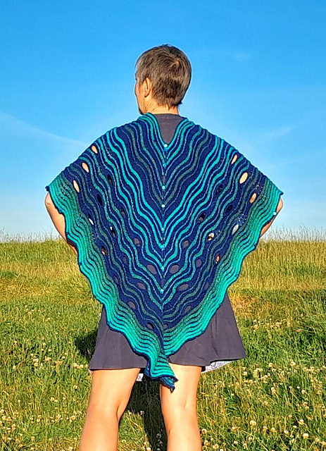 Ravelry: Ripple Wrap pattern by Angela Gardner