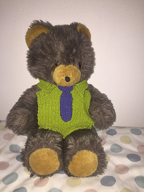 Ravelry: angelaknits' Manly Bib