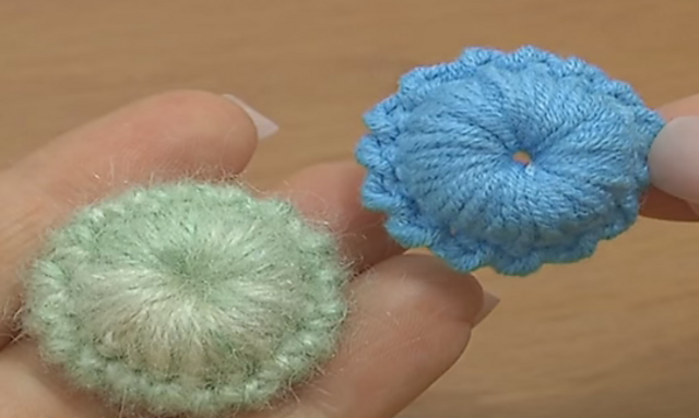 Ravelry: Puffy Round Button pattern by Elena Rugal Studio