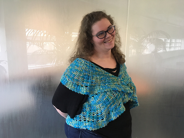 Ravelry: Two Circles Top pattern by Shannon Mullett-Bowlsby
