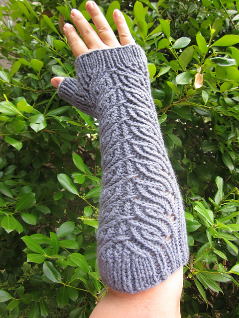 Ravelry: Annabella pattern by Anna Aponte