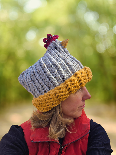 Ravelry: Charli Chicken Hat pattern by Anna Naber