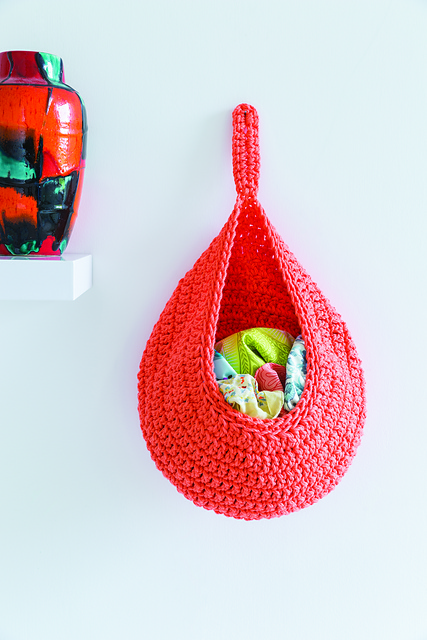 Ravelry: Hanging Pouch pattern by Annaboo's House