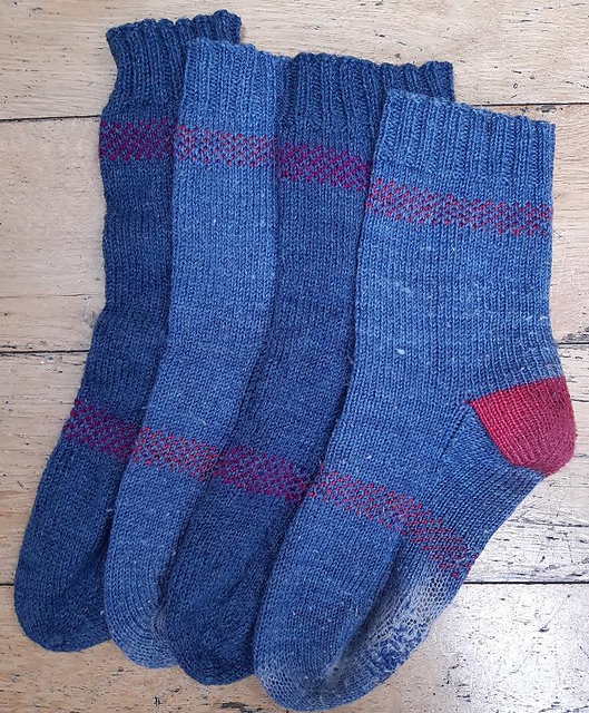 Ravelry: Live Forever socks pattern by Anna Hatt