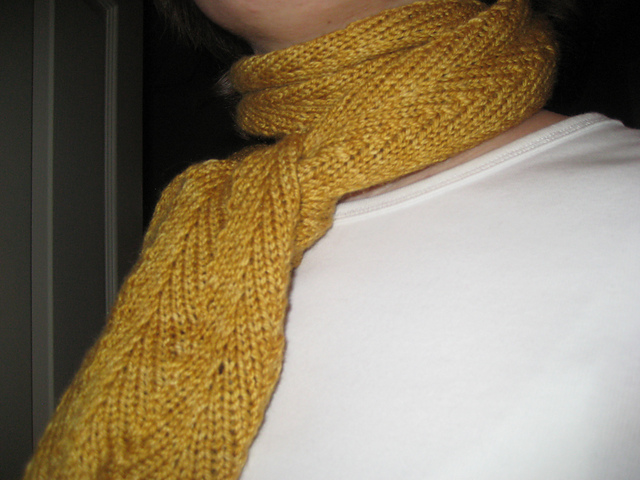 Ravelry: Herringbone Scarf pattern by Anne Robinson