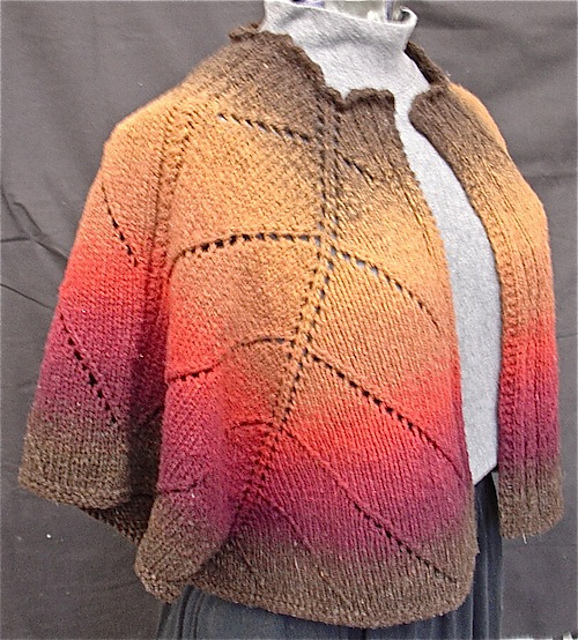 Ravelry: Santa Fe Shoulder Wrap pattern by Anne Bosch