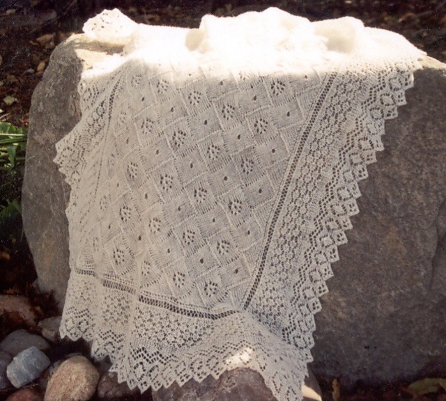 Ravelry: Snowdrift Stole pattern by Kerri Shank