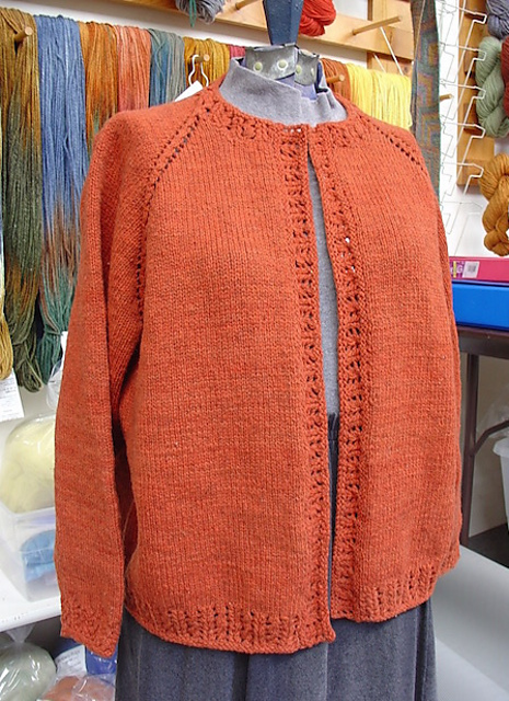 Ravelry: Autumn Evening Cardigan pattern by Anne Bosch