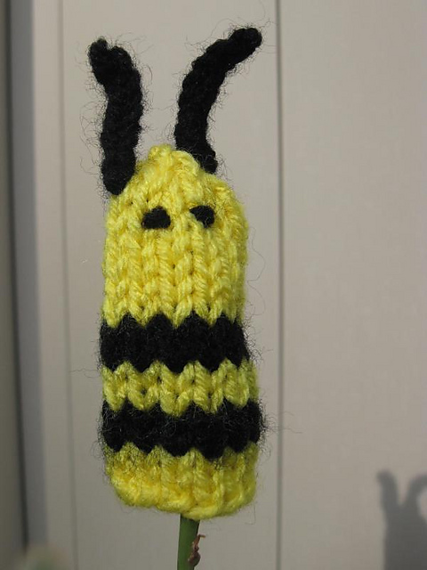 Ravelry: Bee Finger Puppet pattern by Anne Heidemann