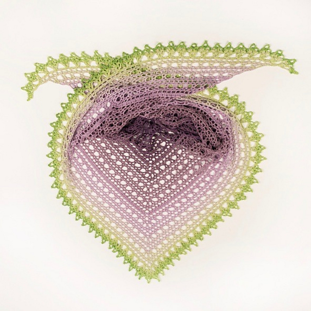 Ravelry: Lavender Cake Shawl pattern by Annelies Baes