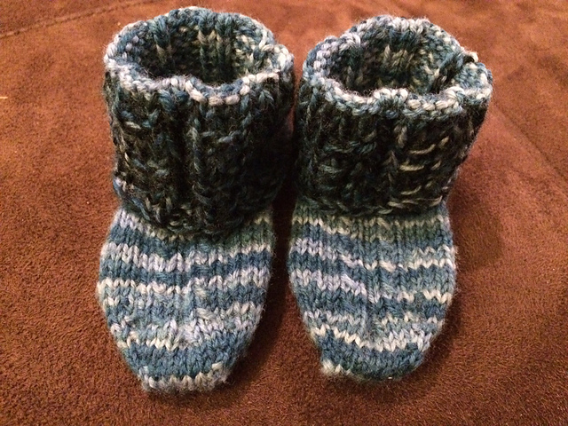Ravelry: Puffy Cuffs Baby Socks pattern by Anye M. Shafer