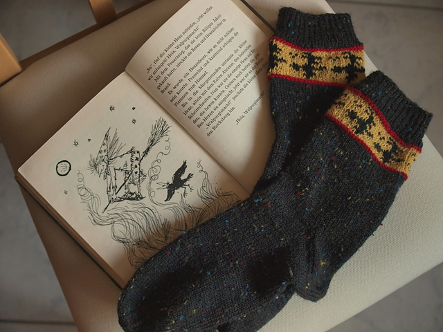 Ravelry: Witch chart pattern by Sandra Jäger