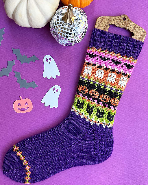 Ravelry: The Boo Crew Socks pattern by Amanda Scheuzger