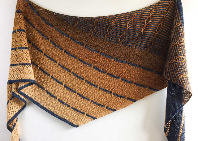 Ravelry: Beeline pattern by Amanda Scheuzger