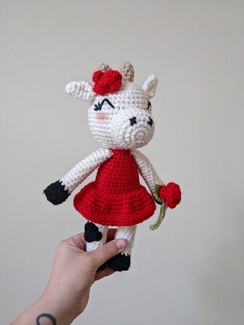 Ravelry: Rosie the Cow pattern by Ariana Hall